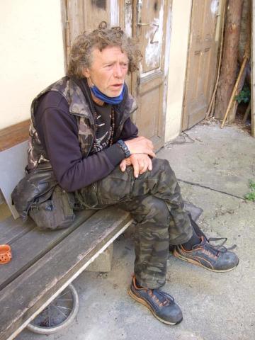 Nehéz helyzetbe került a CPg korábbi énekese, Haska Béla | Rockbook.hu